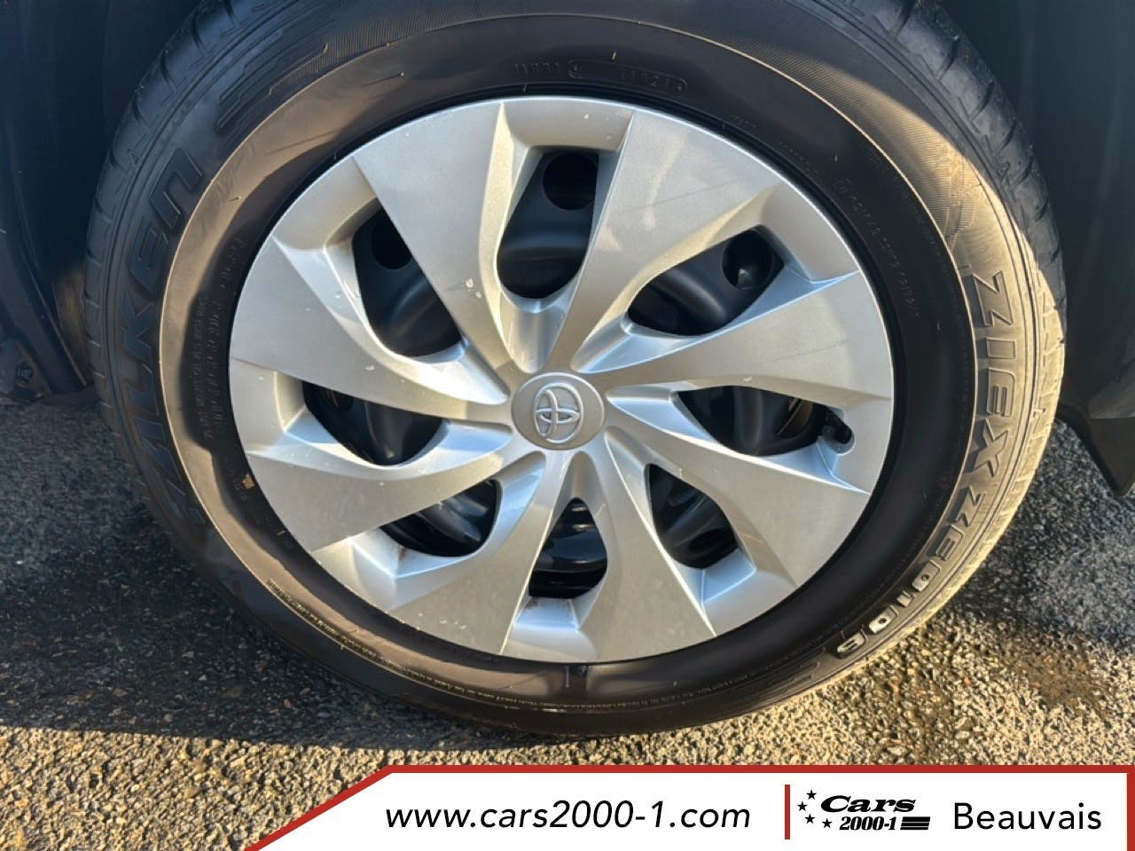 Toyota YARIS CROSS 116h 2WD Design Business + Programme Toyota ...